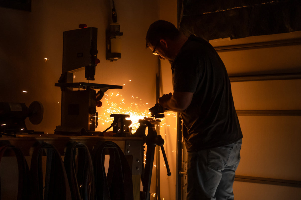Knife Making & Blacksmithing Classes - Learn Forging - Heritage Designs ...